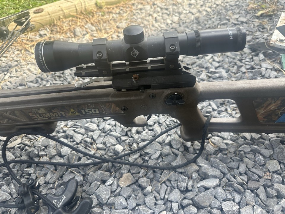 Horton Summit 150 Crossbow Camouflage Pattern With Scope Quiver And ...