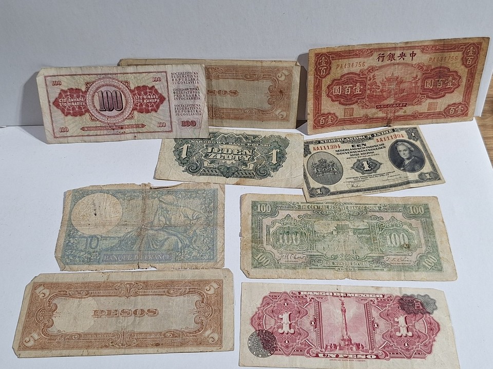 Lot of 9Different Foreign PAPER MONEY & 13 VARIOUS COINS W/MONEY BAG ...