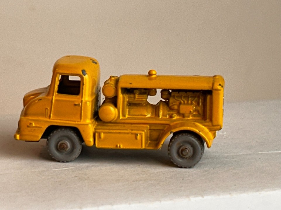 Matchbox No. 28 Thames Compressor Truck, Grey Plastic Wheels | eBay
