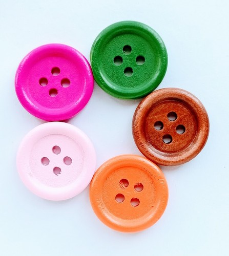 Wooden 4 Holes Bright Colours Buttons15mm, 20mm, 25mm, 30mm Sewing ...