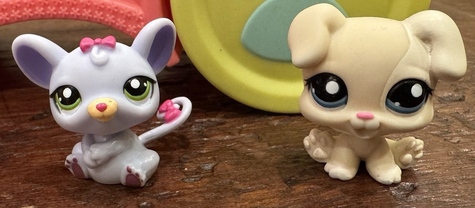 Littlest Pet Shop LPS Kohls Exclusive Paw Powered Cruiser + Pets 1341 ...