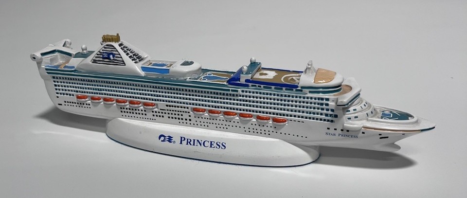 Original Princess Cruises Star Princess 9.75” Cruise Ship Boat Model ...