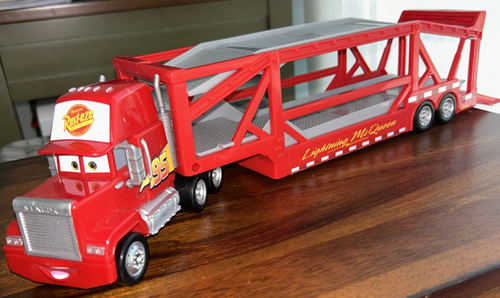 Disney Cars Rust-eze MACK Semi Truck Trailer Hauler Red 95 2017 Mattel ...