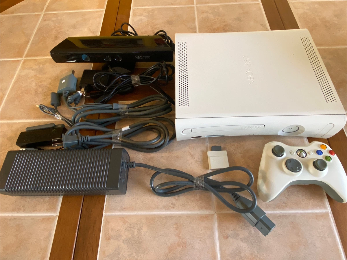 Xbox 360 Arcade With Kinect