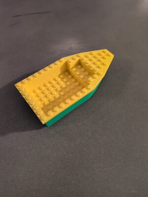 Lego Floating Boat 16 x 8 Bright Green Hull 28533 with Yellow Top 28535 ...