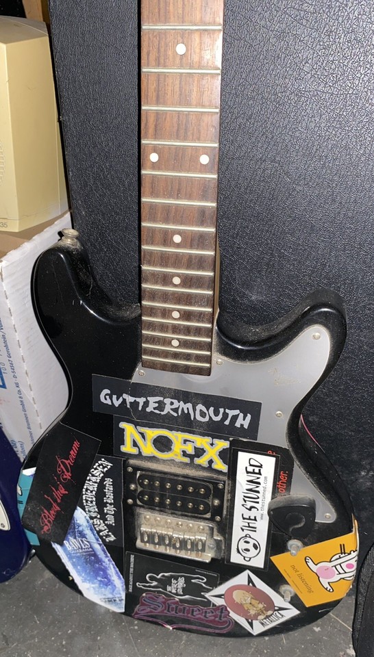 First Act ME951 with Upgrade Pickup 1980's "The Mag" Seymour Duncan HB ...