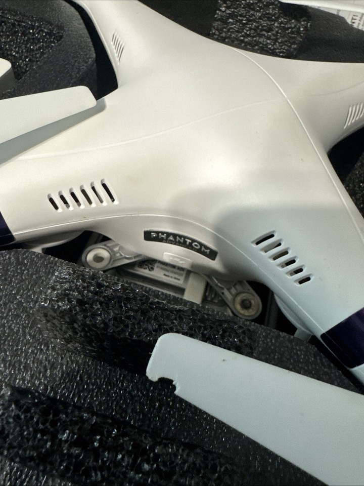 DJI Phantom 3 Advanced Drone - Kit With Case | eBay