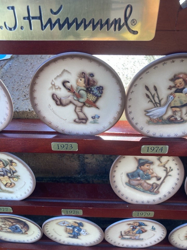 Vintage Hummel Mini Plates Set 1971 To 1995,With Wood Display,IN ...