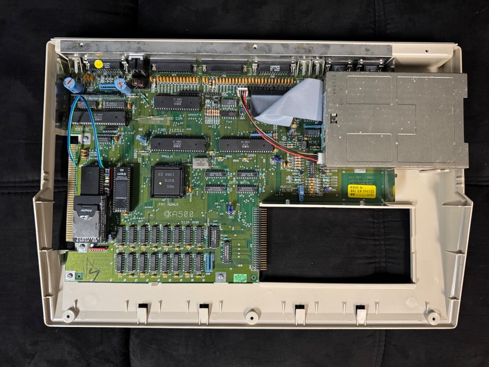 Commodore Amiga 500 NTSC 8MB Fast RAM / IDE / RTC - Excellent Condition ...