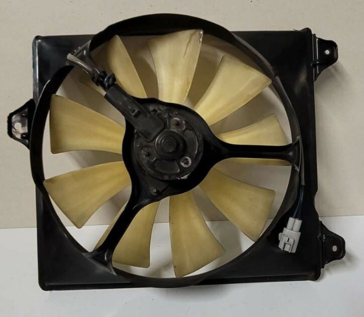 1997-2001 Lexus ES300 Condenser Cooling Fan Assembly Right Passenger ...