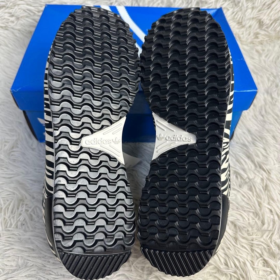 Rare adidas ZX 700 BOAT Zebra 28.0cm with tag | eBay