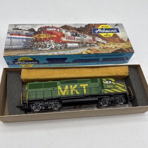 Athearn HO Scale GP40-2 Powered MKT #360 Diesel Locomotive | eBay