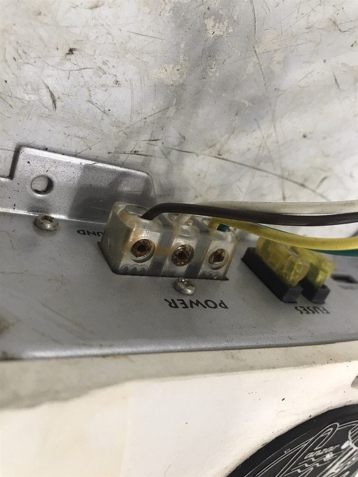 95 Bayliner Capri 1952 Boat Lanzar Mariner AQTB8 1000W Slim subwoofer ...