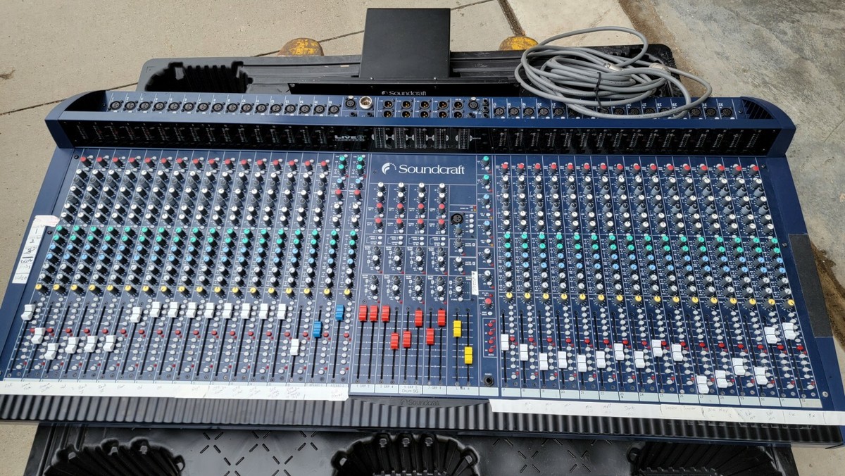 Soundcraft Mixer