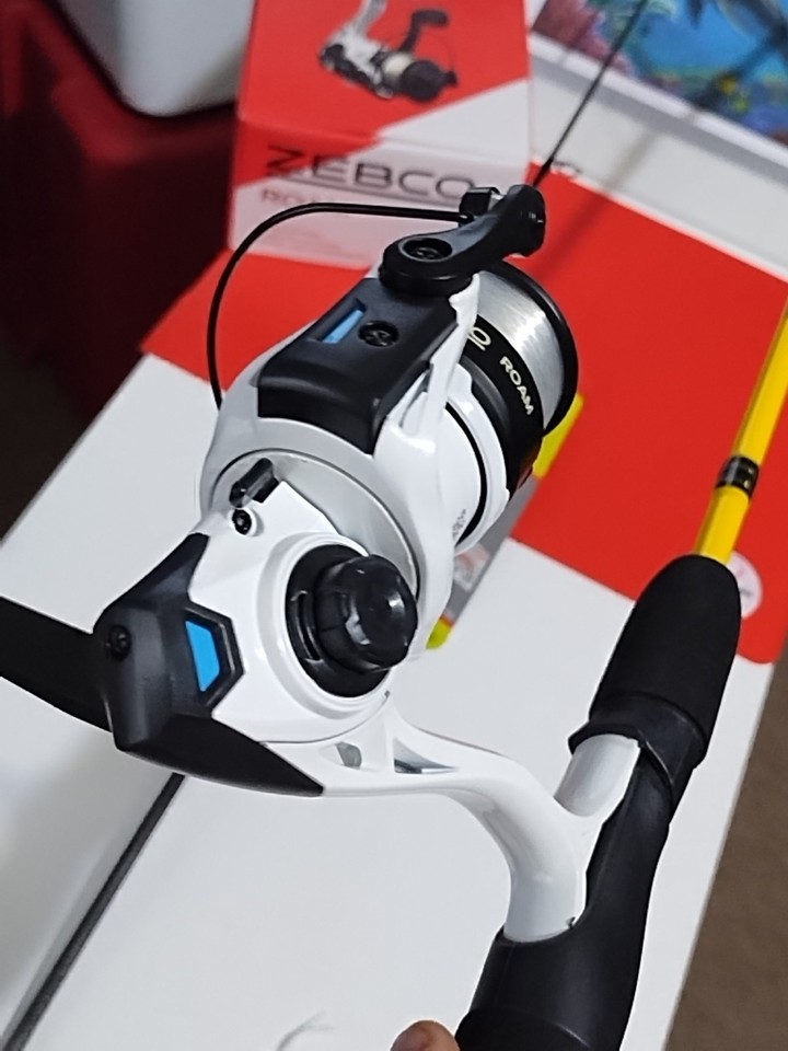 New Spinning Fishing Rod Lew's Mr Crappie 5'6" Light 2-8lb And Reel ...