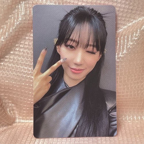 Zuu Official Photocard Secret Number 4th Single Album Doomchita Vine ...