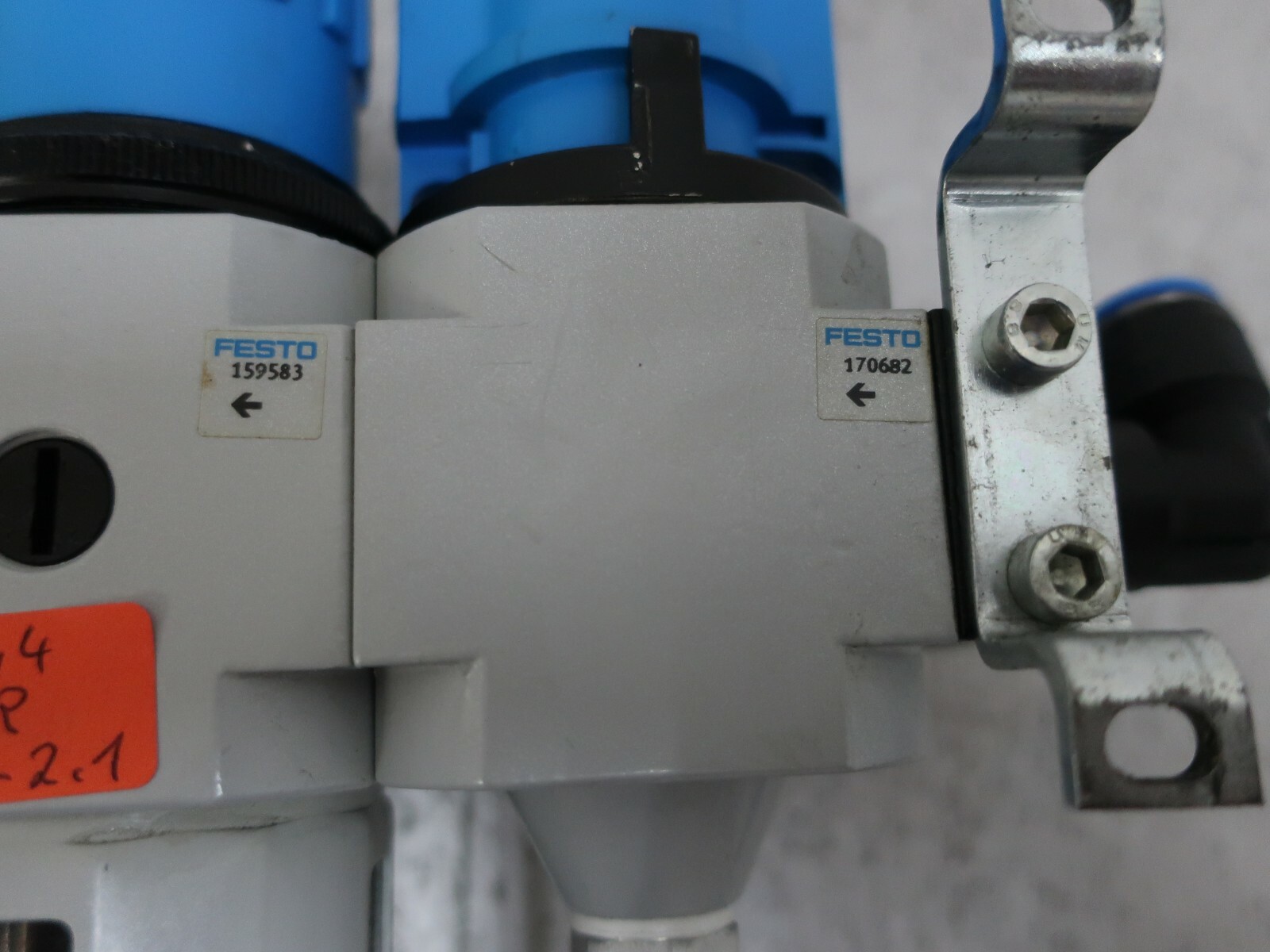 Festo Pneumatikeinheit Festo 170685 +170691+ Festo 172959+ Festo 159583 ...