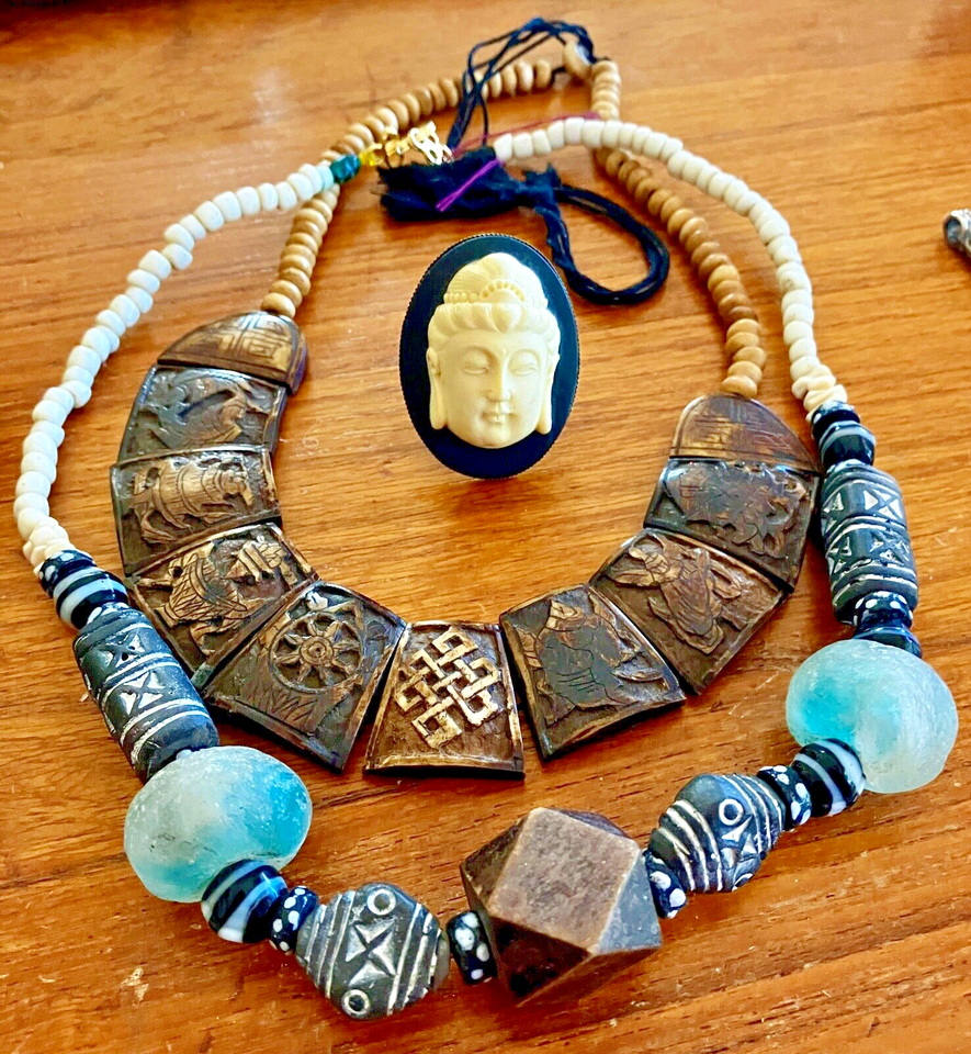 Vintage Island Theme Howlite Bead carved bone & sea glass Necklace Boho ...