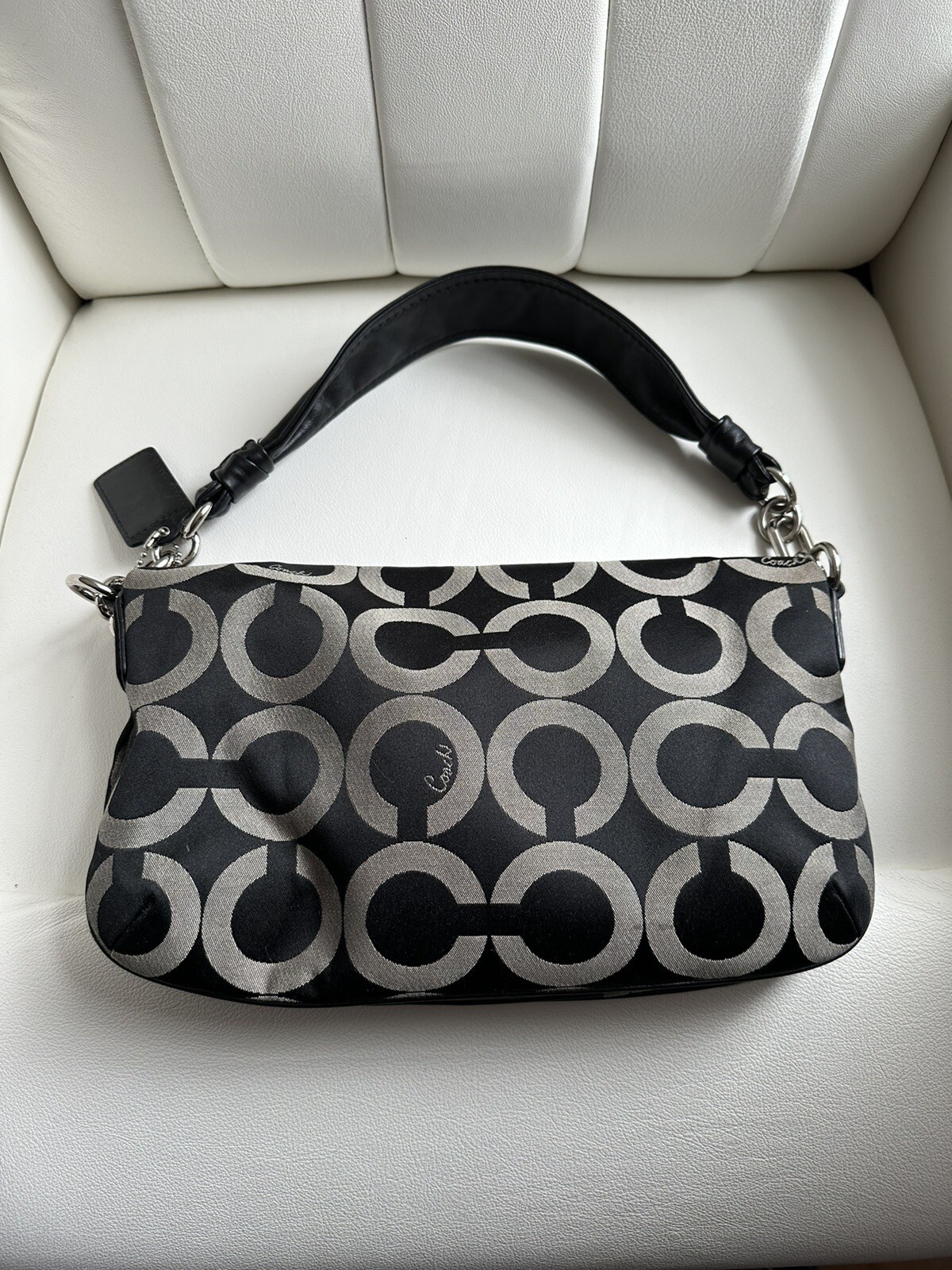 Coach Logo Shoulder Bag - Black - Gem
