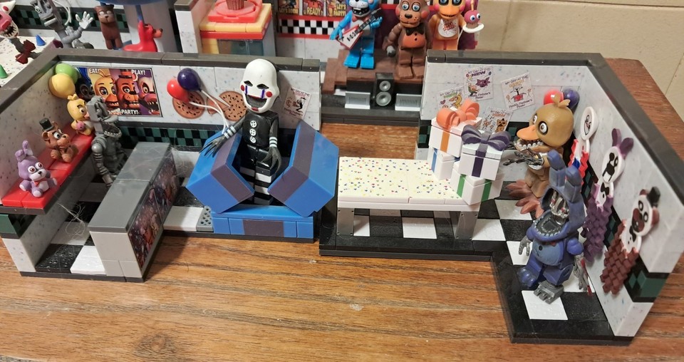 Five Nights at Freddy's McFarlane Building Set FNAF 2 LOT | eBay