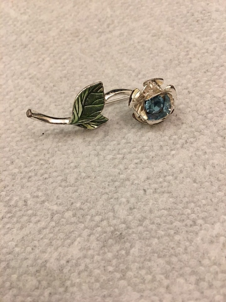 Avon Aqua Blue Rhinestone Flower Silver Tone Brooch Pin 1.5” | eBay