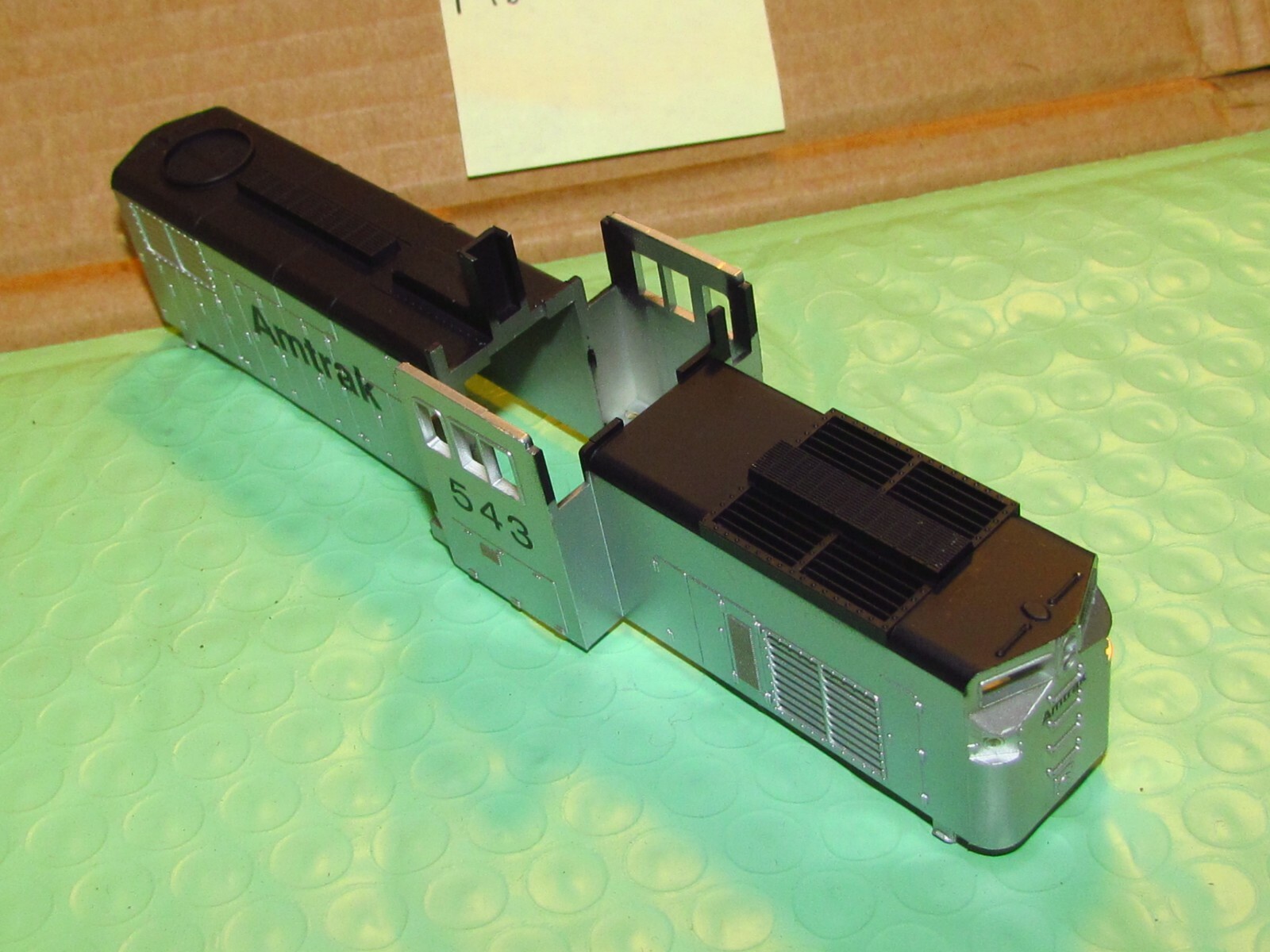 P129-000 AMTRAK CENTURY 415 DIESEL BODY SHELL HO SCALE IHC/MEHANO NEW ...