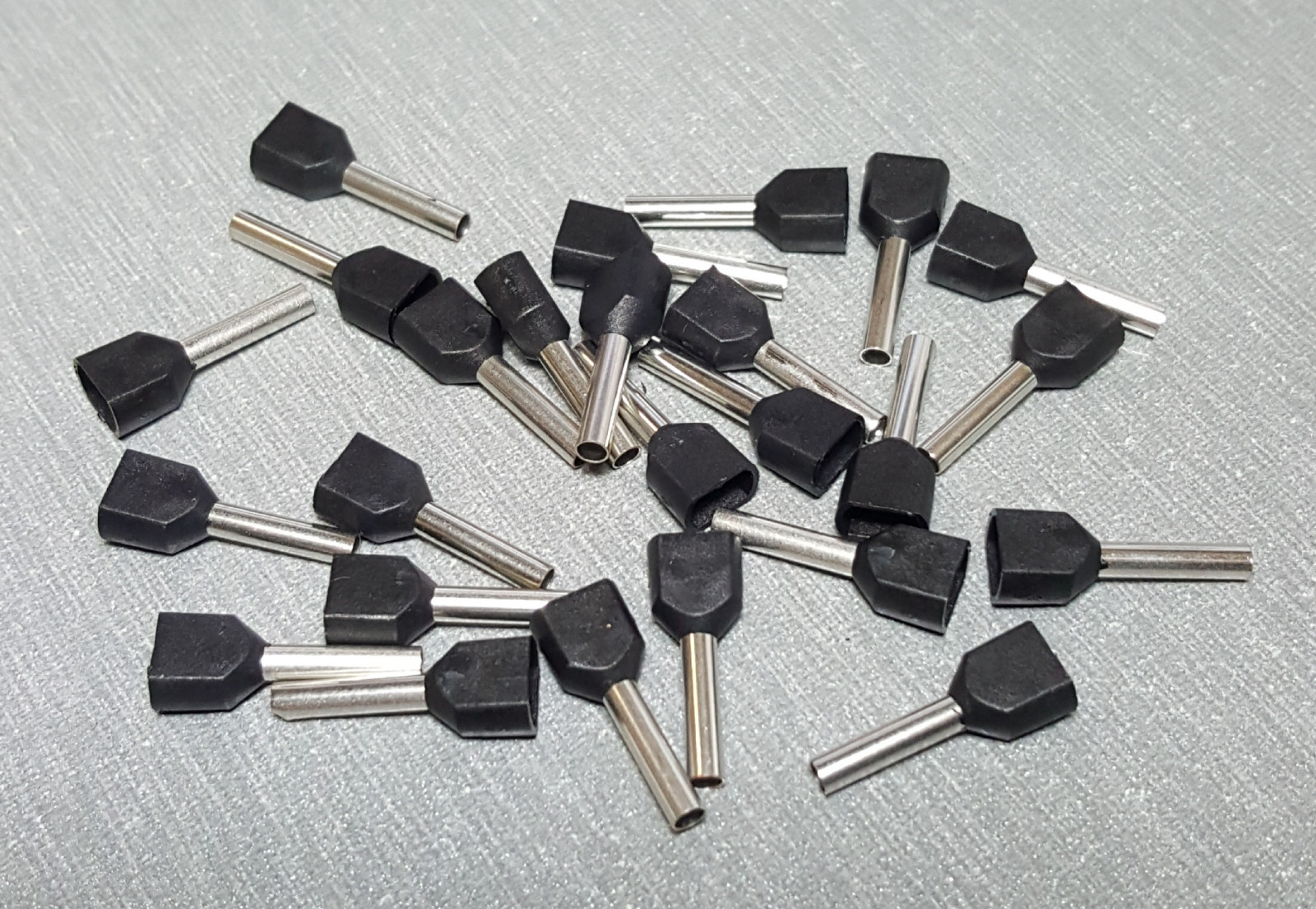 25/50/100Pcs TE1010 18AWG 2*1mm² BLACK Insulated Dual Ferrule Bootlace ...