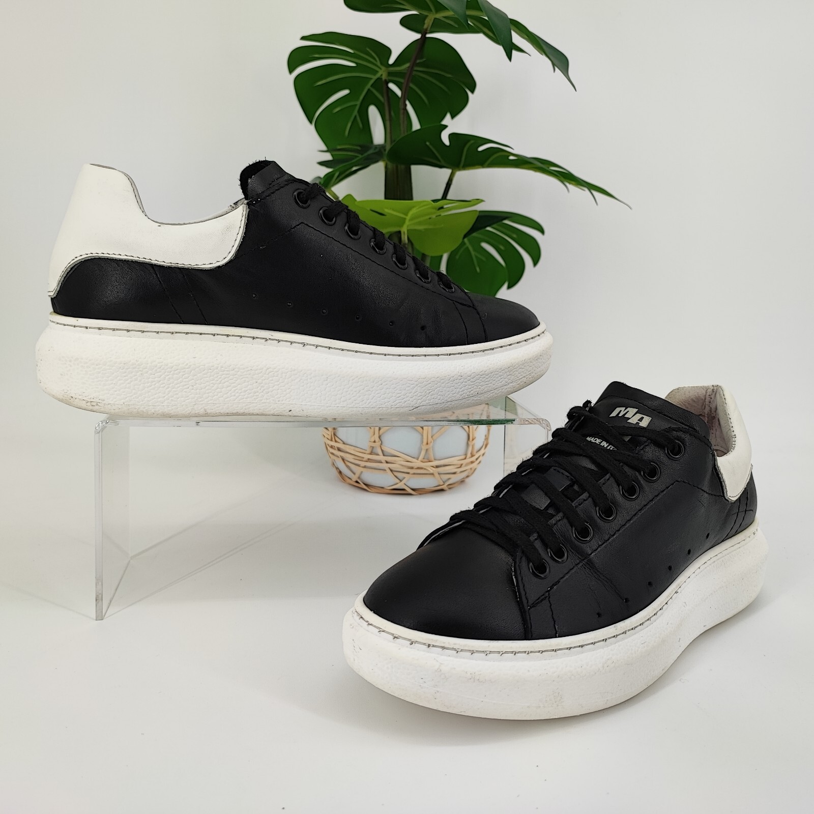 MA '91 Women's Ines Black/White Leather Lace Up Sneak… - Gem