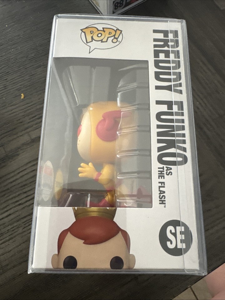 Funko Pop! Vinyl: Freddy Funko - Freddy Funko as The Flash - Funko ...