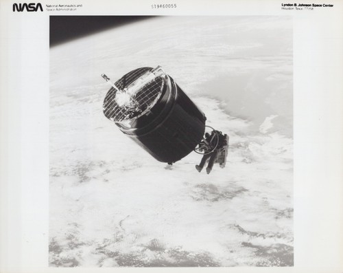 STS-51A Discovery Gardner Westar VI satellite Capture 1984 - Original NASA Photo | eBay
