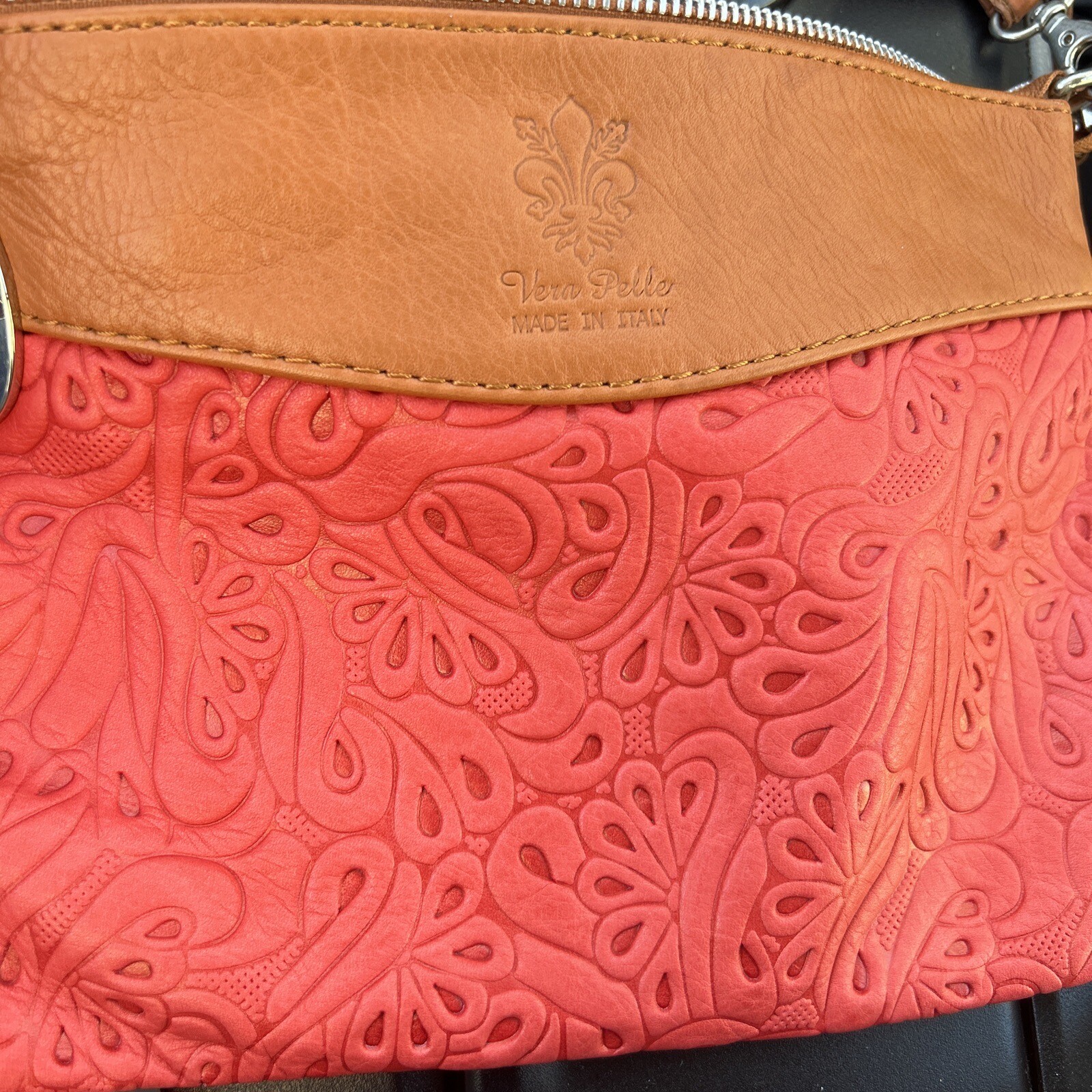 Vintage Vera Pelle Genuine Leather Crossbody Bag Made… - Gem