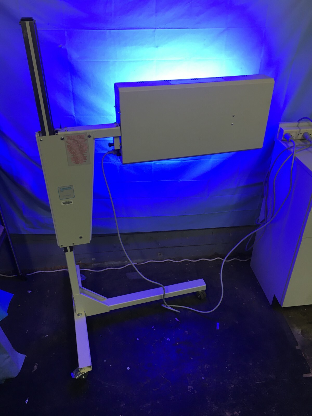 Air-Shields Fluoro-Lite Phototherapy Unit PT533-1. | eBay