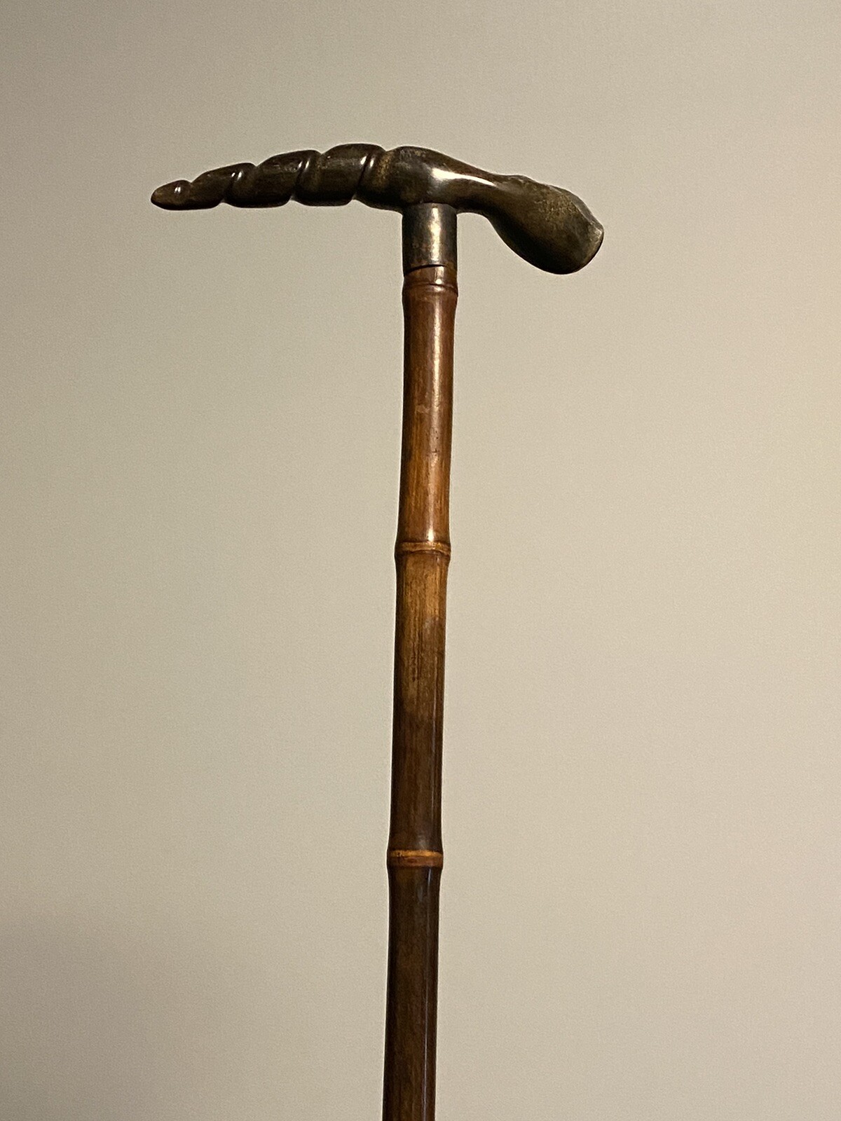 Antique Bamboo Walking Cane with a Hand Carved Bone H… - Gem