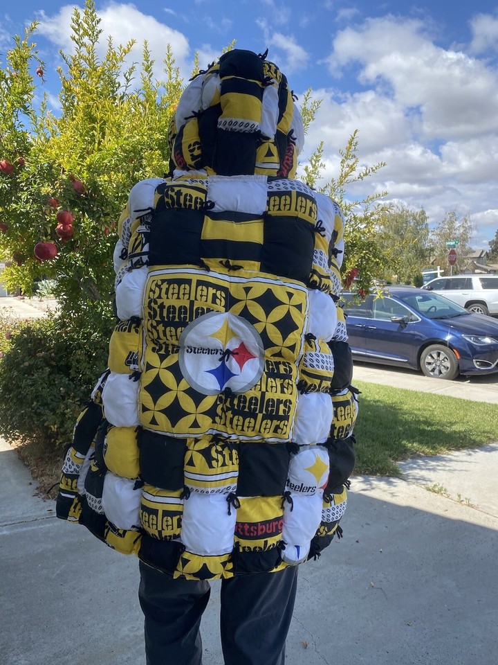 Handmade Upcycled quilt coat/ steelers jacket xxl. Made from a puff ...