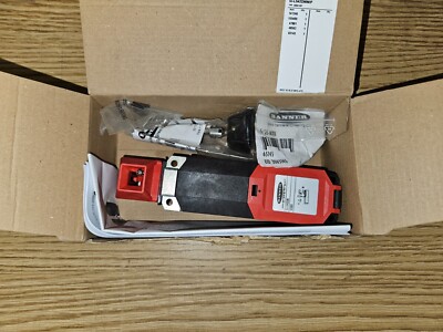 NEW SEALED BANNER LS42DMMIF LOCKING GUARD SAFETY SWITCH 61416 SI ...
