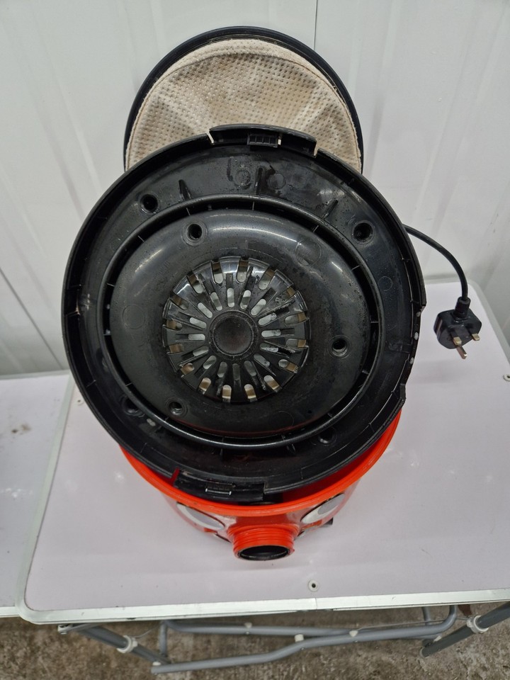 Numatic International HENRY Hoover HVR160-11 Vacuum Cleaner Corded 620w ...