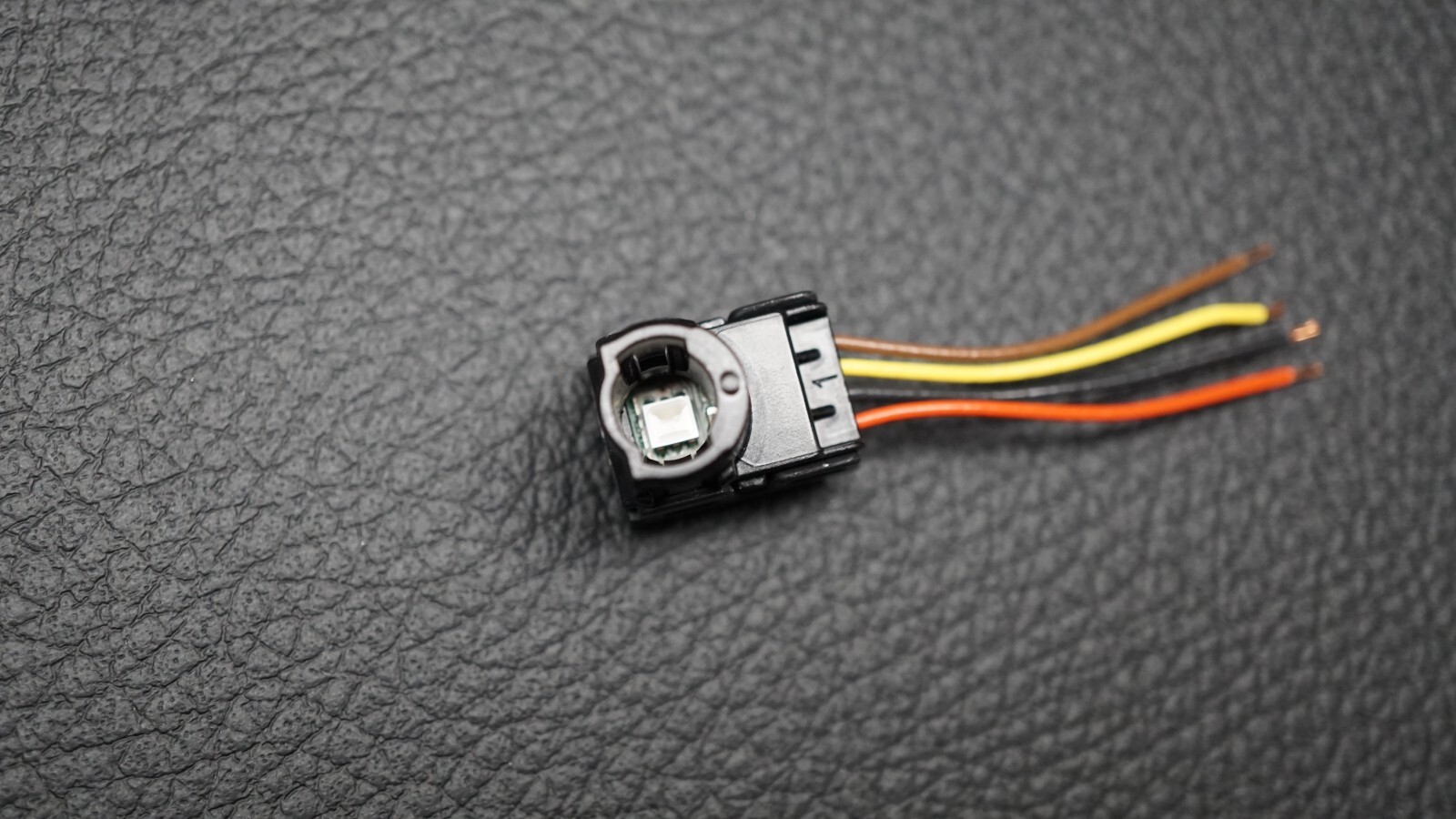 GENUINE MERCEDES BENZ E W213 W238 C238 AMBIENT LIGHT PLUG CONNECTOR ...