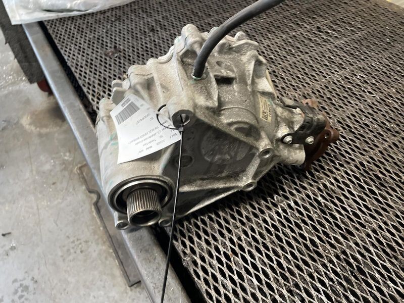 2013-2018 Ford Explorer Transfer Case 3.5L With Oil Cooler Assembly OEM ...