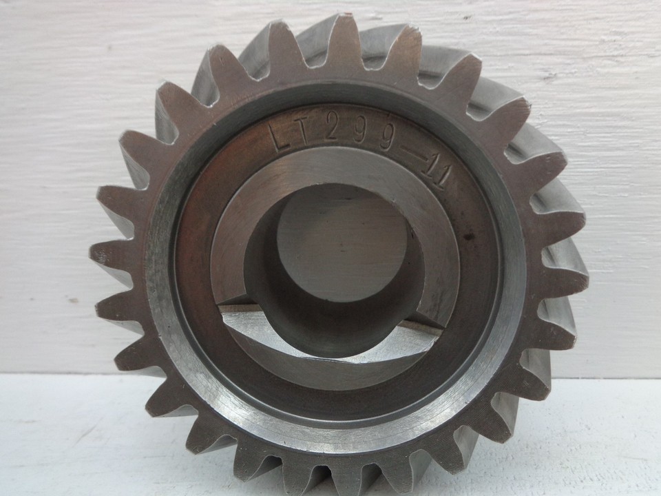 JEEP T150 TRANS 2ND GEAR T150 1976-79 WT299-11 OEM #8124899 MILITARY ...