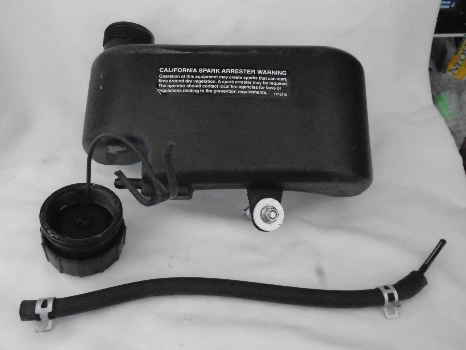 TORO 121-4162 Fuel Tank Kit - 121-4167 Fuel Line Kit from 20372 mower ...