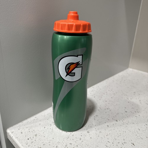 Gatorade Water Bottle G Logo Squeeze Green Orange 32 Oz Hdpe Plastic