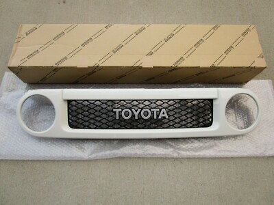 2007-2014 Toyota FJ Cruiser Front Radiator Grille White ...