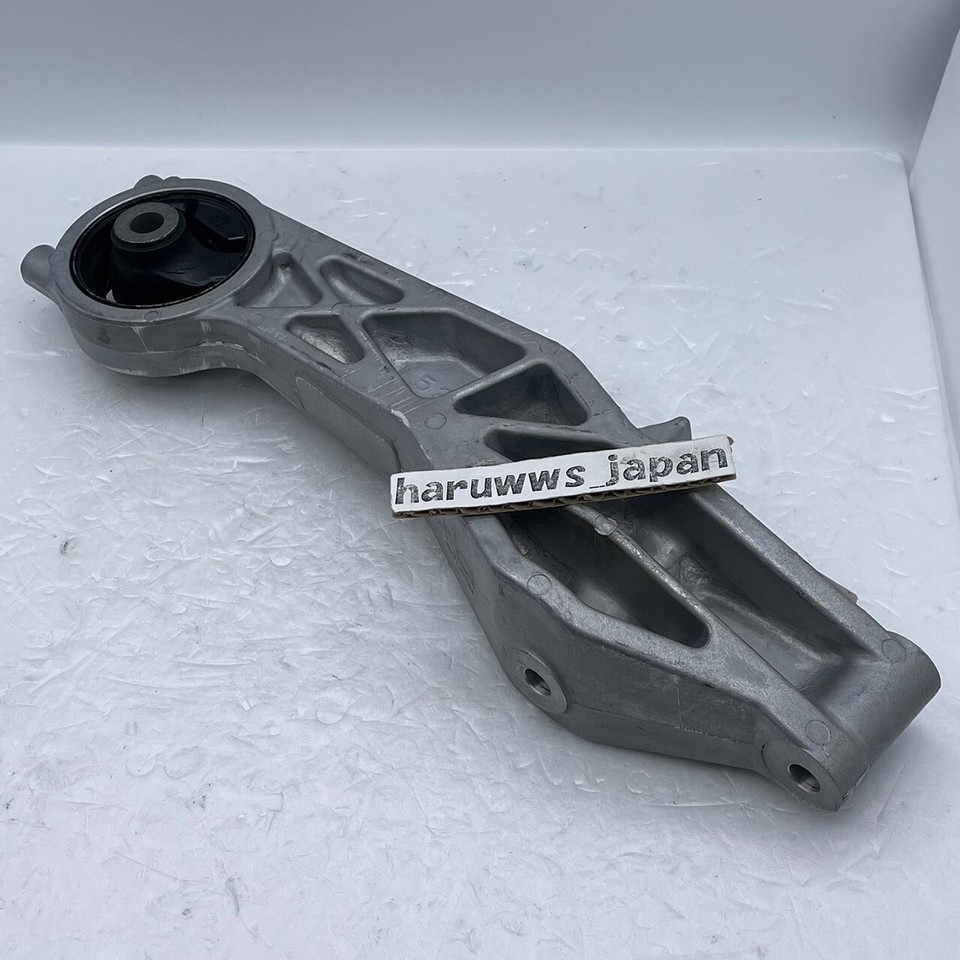 2004-2010 Toyota Sienna Rear Differential Forward Support | 5238045030 ...