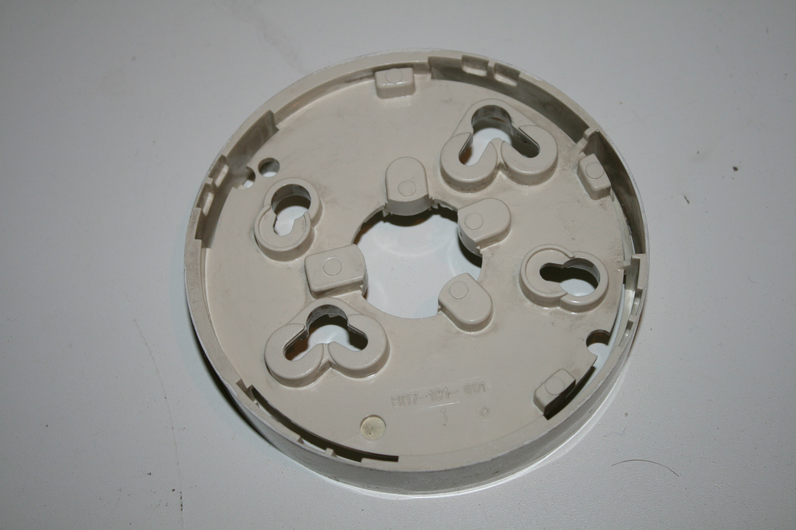 NOTIFIER B501 System Sensor B501 Addressable Detector Base for sale ...