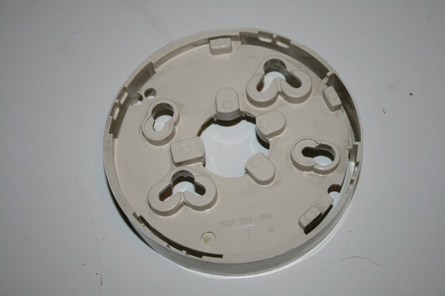 NOTIFIER B501 System Sensor B501 Addressable Detector Base for sale ...