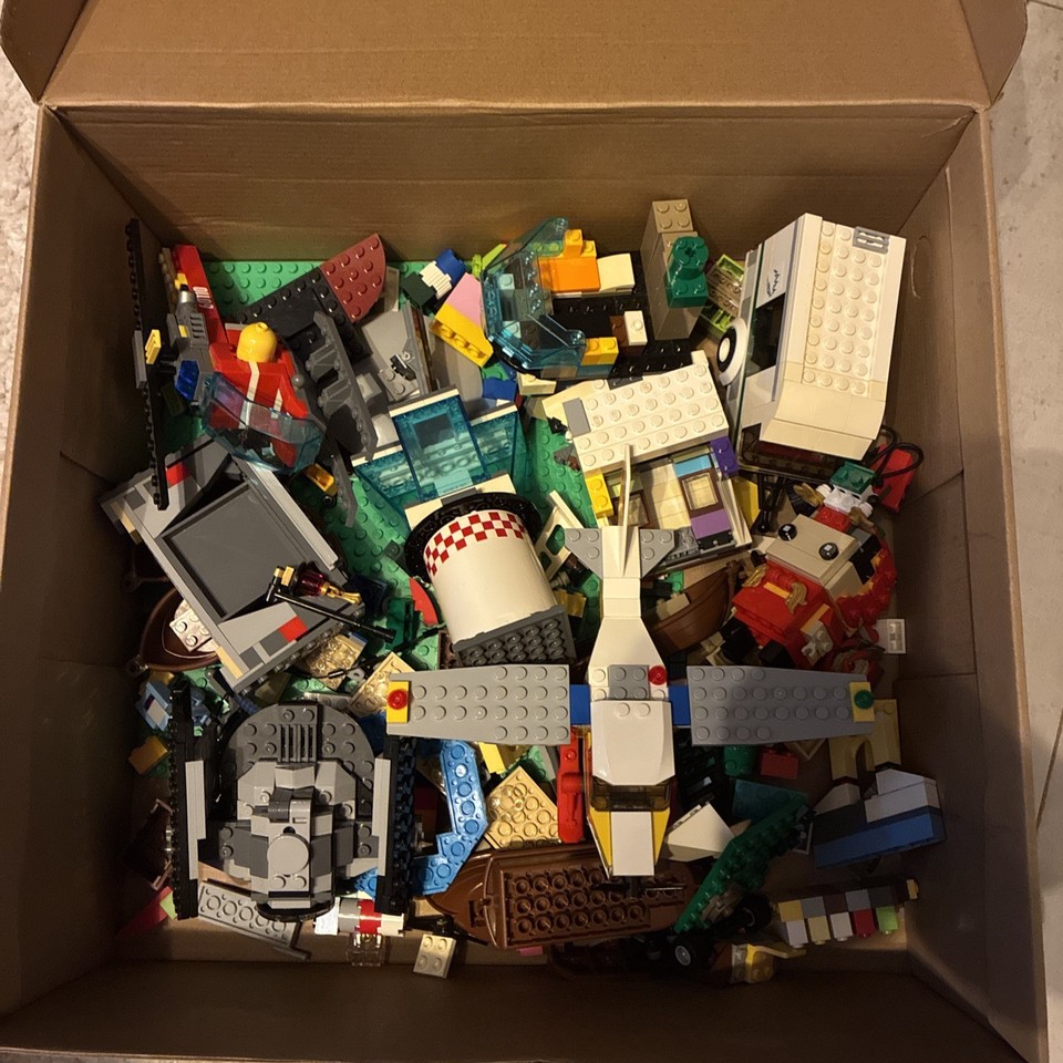 5lb of Random LEGO Sets and Legos Bulk Lot | eBay