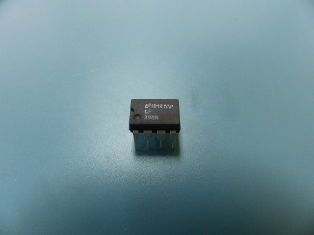 NSC LF398N Qty of 22 per Lot LF398 Monolithic Sample-and-Hold Circuits ...