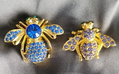 Joan Rivers Jewelry Collection ( set of 7) Earrings, Pins, and Necklace ...