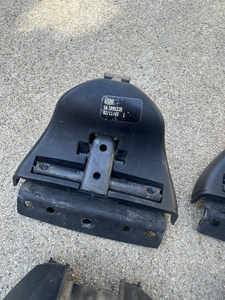 Thule 460R foot packs - Used - Bin 10 | eBay