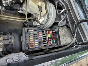 1998-2000-2001-2002-2003 MERCEDES-BENZ CLK 55 AMG FRONT FUSE BOX | eBay